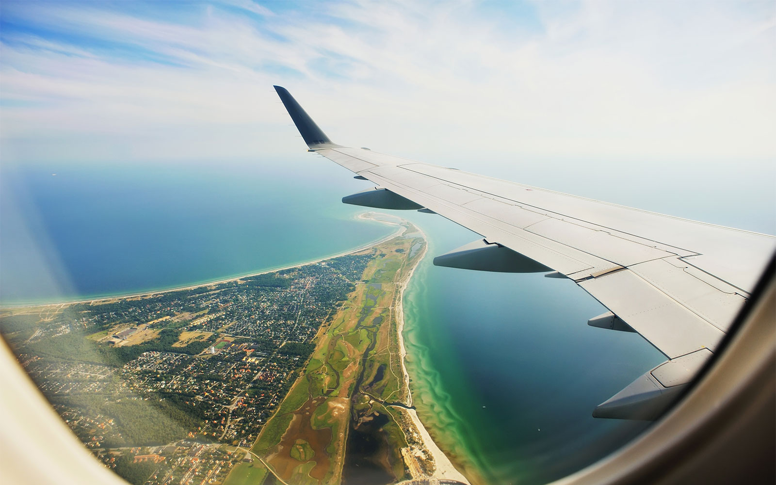Best Deals on Flights from Top Airlines to All Destinations